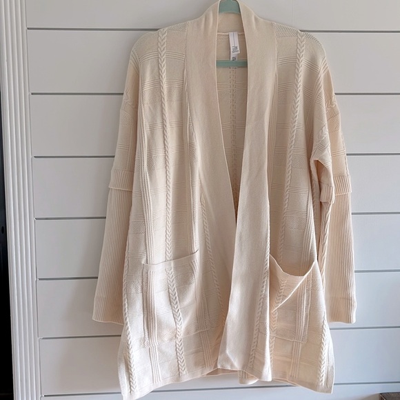 MarlaWynne | Sweaters | Marla Wynne Cream Cardigan New | Poshmark